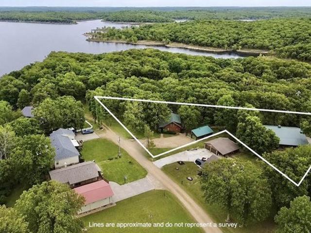 22474 Lake Dr, Pittsburg, MO 65724