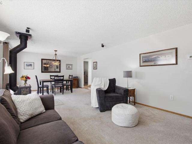 22479 s penman rd