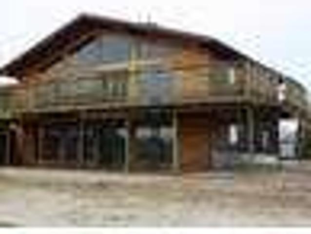 2247 Riverside Dr downstairs