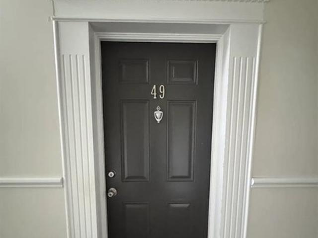 2247 Walton Blvd, Rochester Hills, MI 48309