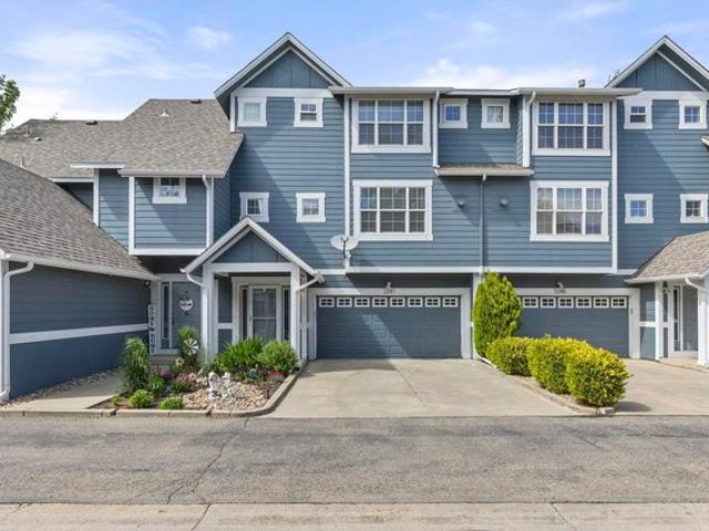 2247 Watersong Cir, Longmont, CO 80504