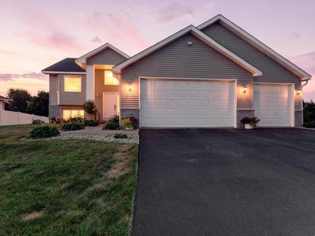 22486 Cantrel Way, Farmington, MN 55024