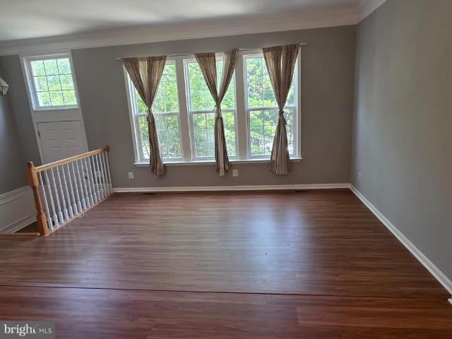 22486 Maison Carree Square