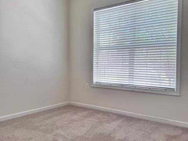 22489 Cambridgeport Square