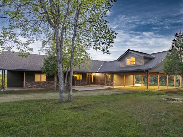 22494 Jefferson Rd, Ashland, OR 97520