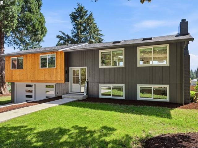 22494 SE Ridgeview Dr, Damascus, OR 97089
