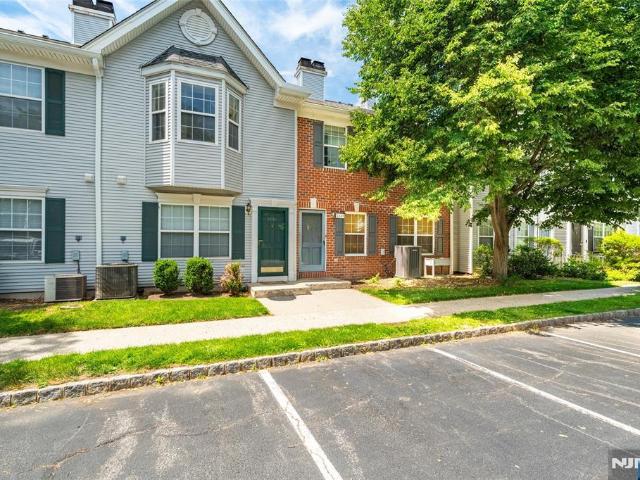 2249 Margaret Court