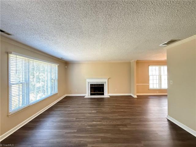 2249 King George Court