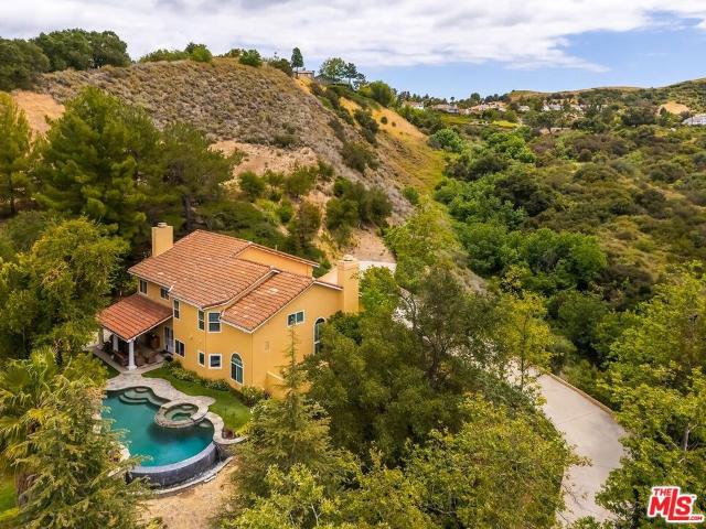 22400 Calipatria Drive