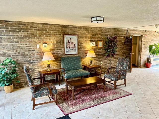 2240 Midland Grove Road # 201