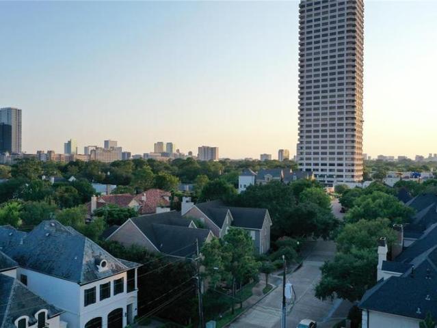 2240 Mimosa Dr PH 7W, Houston, TX 77019