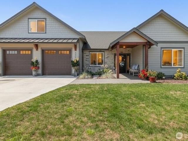 2240 Berryman Loop, Lynden, WA 98264