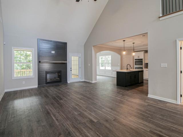2240 Dottie Ln