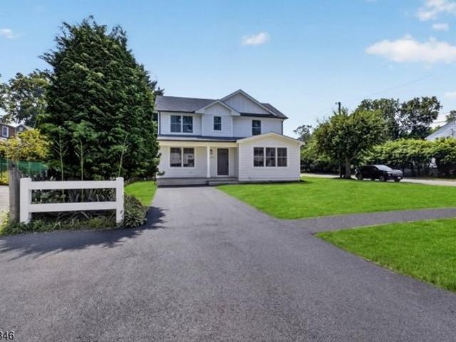 2240 Evergreen Ave, Scotch Plains, NJ 07076