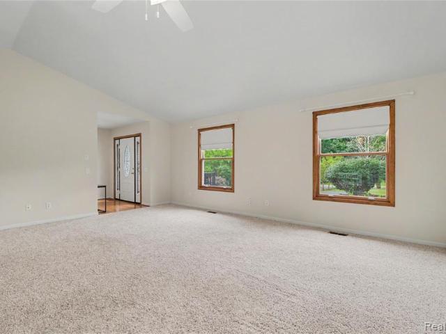 2240 Hidden Lake Trail