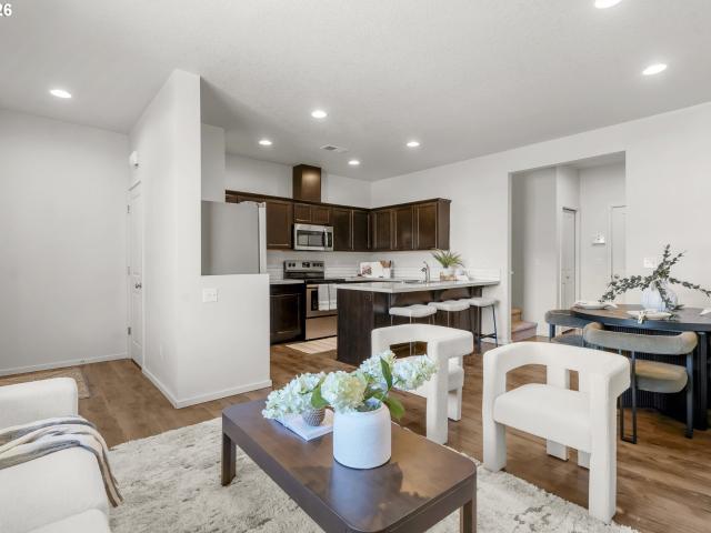 2240 SE 16TH ST