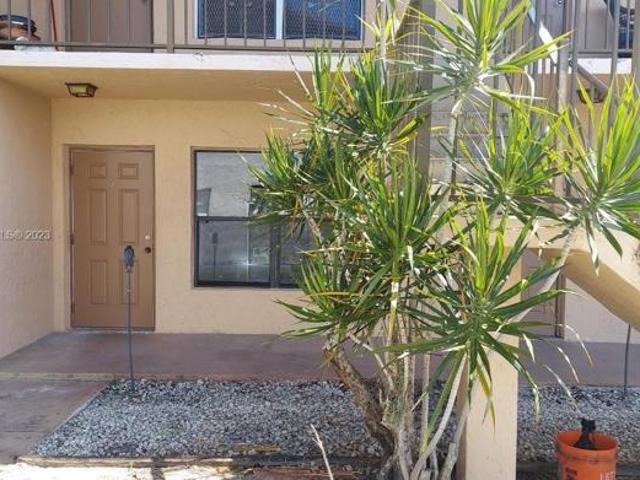 2240 Van Buren St #B1, Hollywood, FL 33020
