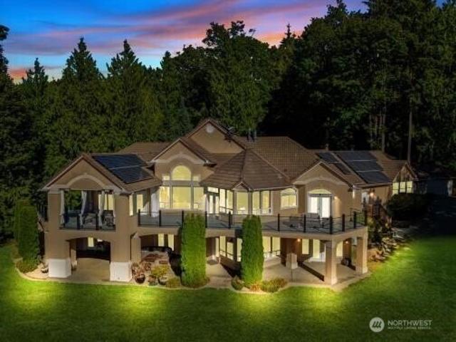 22410 McMurray Shore Dr, Mount Vernon, WA 98274
