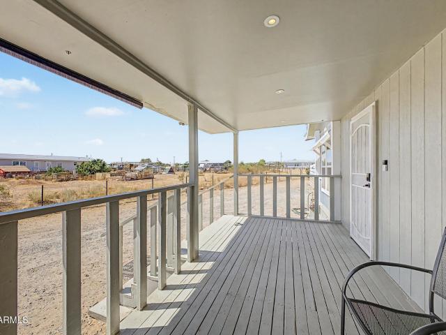 22417 w dove valley road