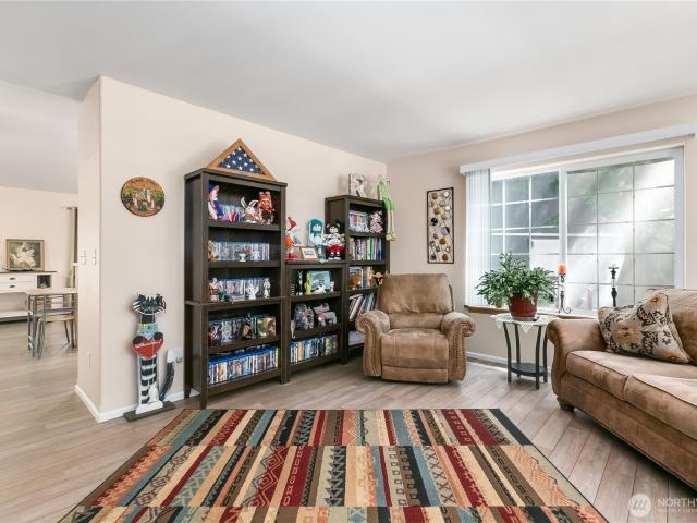 22418 Bluewater Drive SE