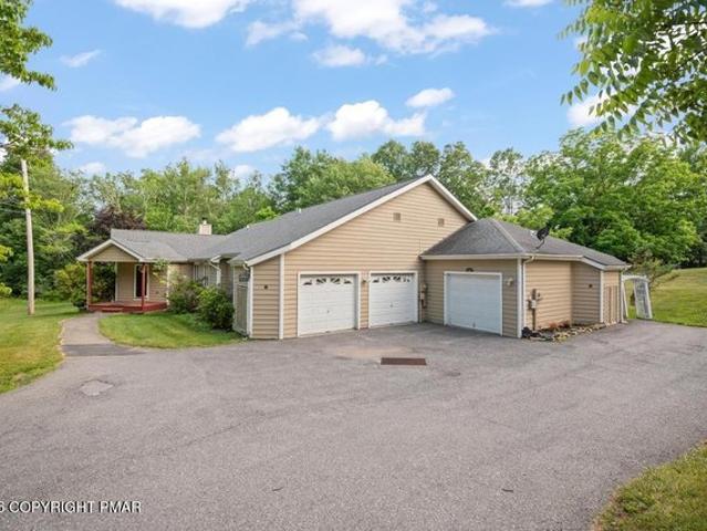 2241 and 2243 Meadow Sage Ct, East Stroudsburg, PA 18301