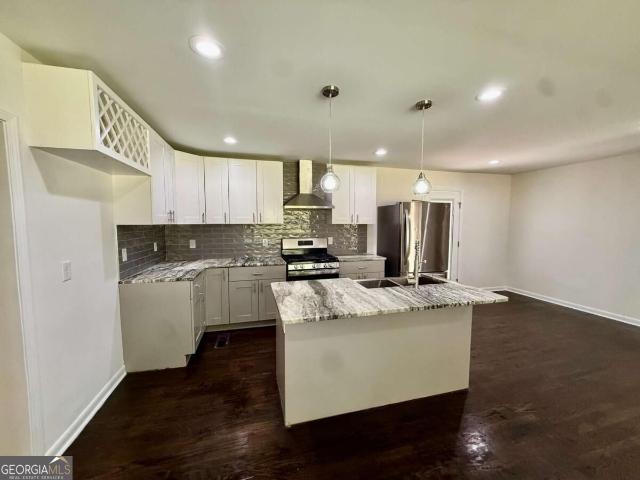 2241 Colleen Court