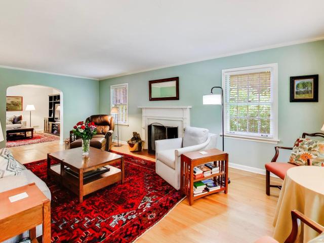 2241 Greenwood Avenue