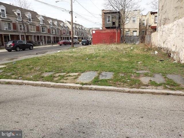 2241 Page St, Philadelphia, PA 19121