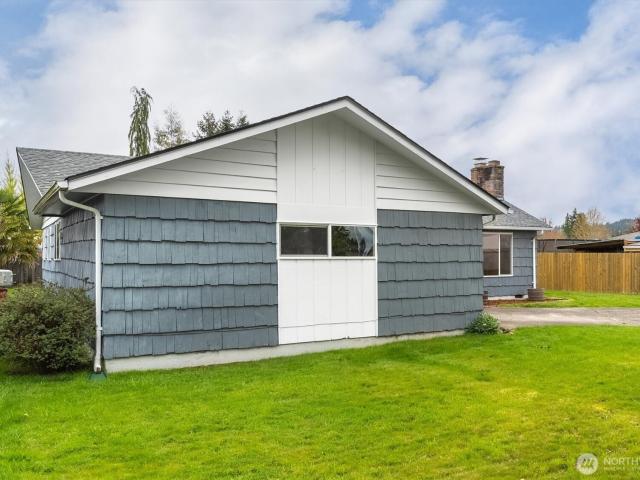 2241 Rose Place