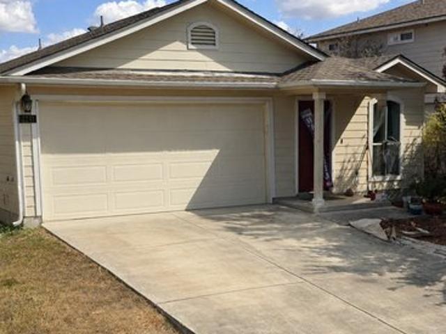 2241 Stoneleigh Dr, New Braunfels, TX 78130