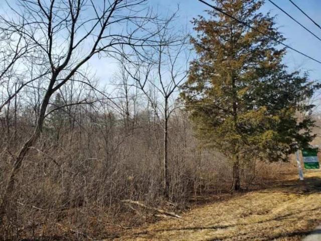 2241 W Grays Ln, Oak Creek, WI 53154 | MLS #1951