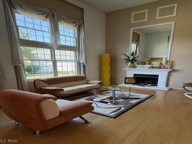 22420 Woodfield Trail
