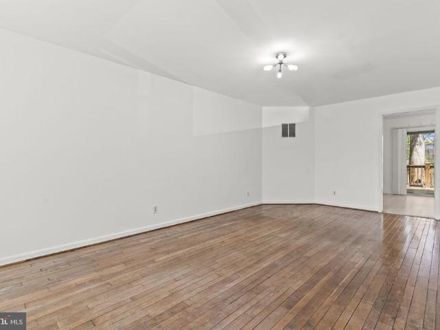 22424 Greenview Court