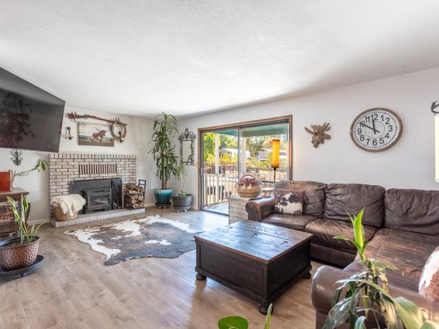 22429 Frisbie Lane