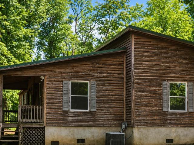 2242 Divide Road