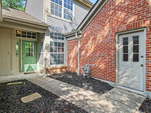 2242 Dominion Dr, Fort Mitchell, KY 41017