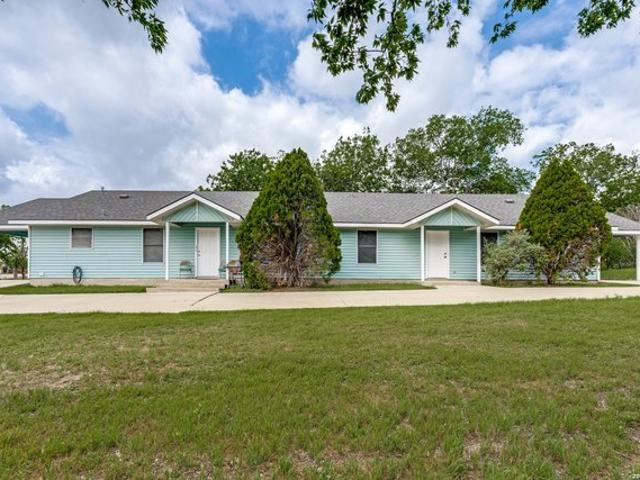 2242 Eastman Ave, New Braunfels, TX 78130
