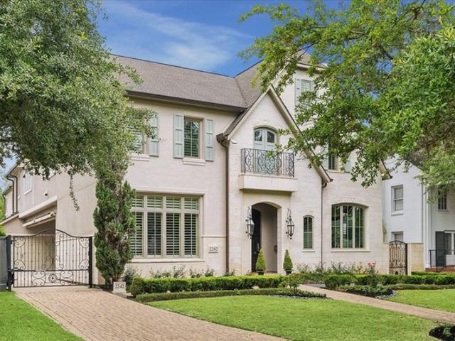2242 Pelham Dr, Houston, TX 77019