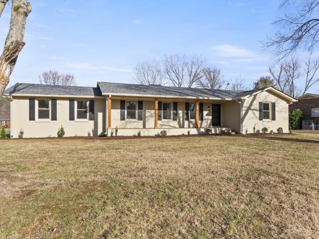 2242 Surrey Dr