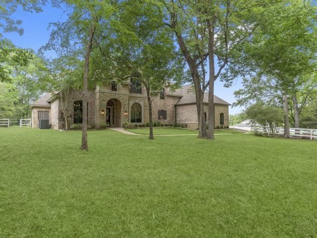 2242 Spring Branch Rd, Montgomery, TX 77316