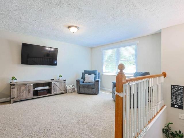 2242 Wideview Drive