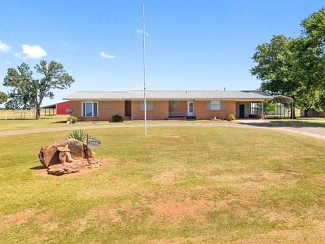 22431 th St, Maysville, OK 73057