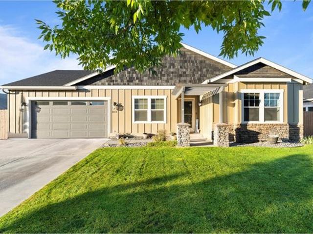 2243 NW Overlook Dr, Hermiston, OR 97838