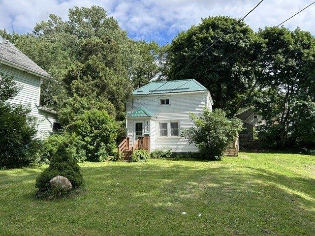 2243 E 20th St, Erie, PA 16510