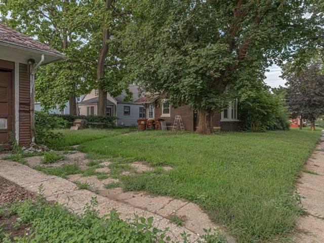 2243 Parmele St, Rockford, IL 61104