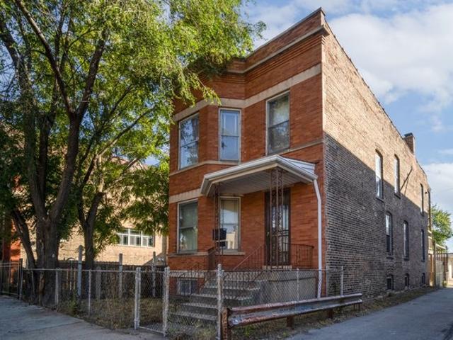 2243 S Damen Ave, Chicago, IL 60608