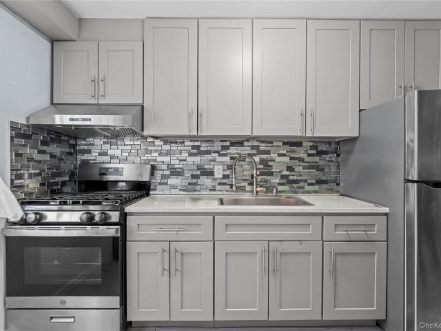 224 3 th Avenue, Unit 1