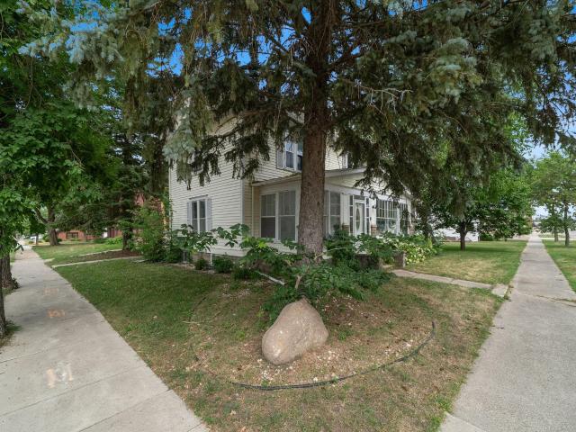 224 2nd Avenue SE