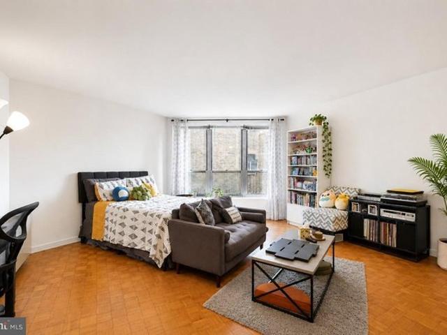 224 30 W Rittenhouse Sq Unit 904, Philadelphia, PA 19103