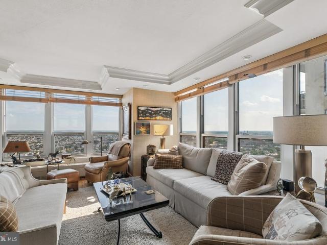 224 30 W Rittenhouse Square # 3010